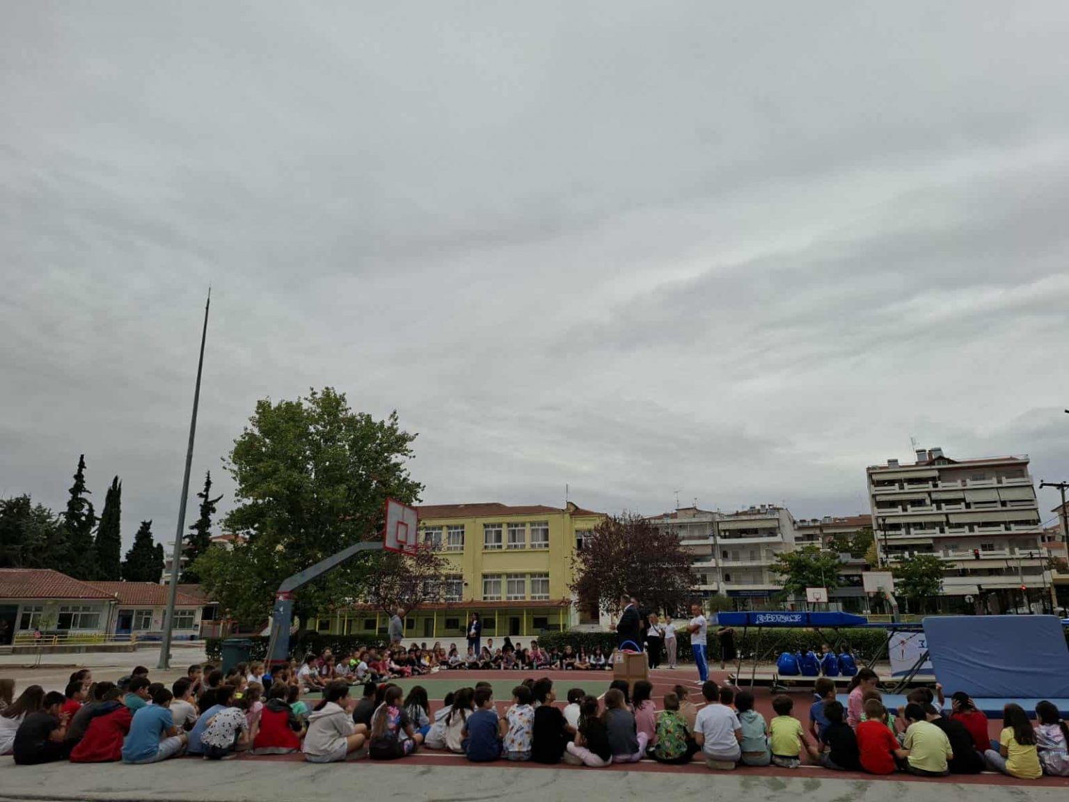 ΕΝΕΡΓΕΙΑ, ΠΑΙΧΝΙΔΙ ΚΑΙ ΑΘΛΗΤΙΚΟΣ ΕΞΟΠΛΙΣΜΟΣ ΣΤΑ ΣΧΟΛΕΙΑ ΓΙΑ ΤΗΝ 12Η ...