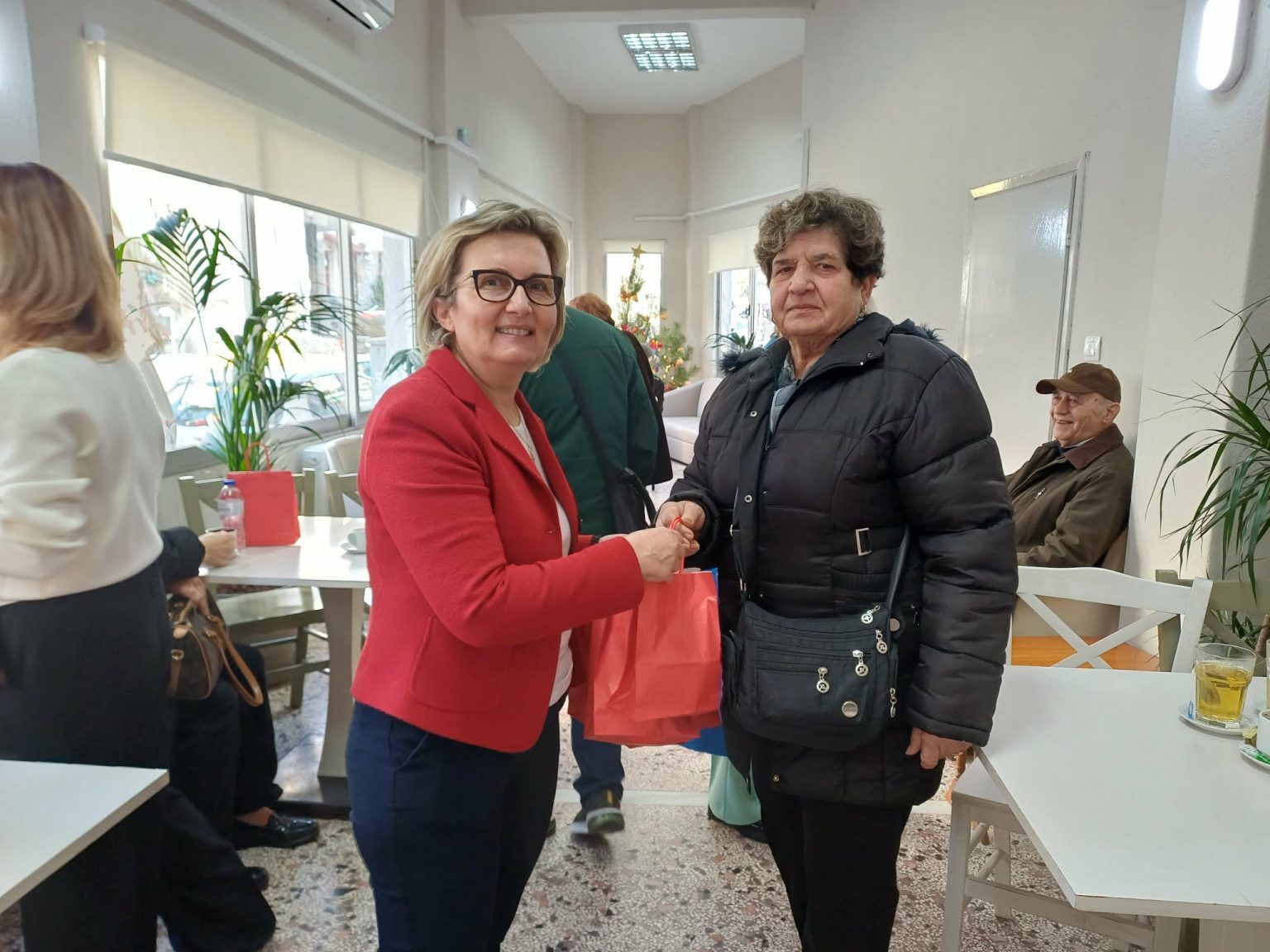 ΓΙΟΡΤΙΝΕΣ ΕΥΧΕΣ ΚΑΙ ΔΩΡΑ ΣΤΑ ΜΕΛΗ ΤΟΥ ΚΑΠΗ ΤΟΥ ΔΗΜΟΥ ΚΙΛΚΙΣ – Δήμος Κιλκίς