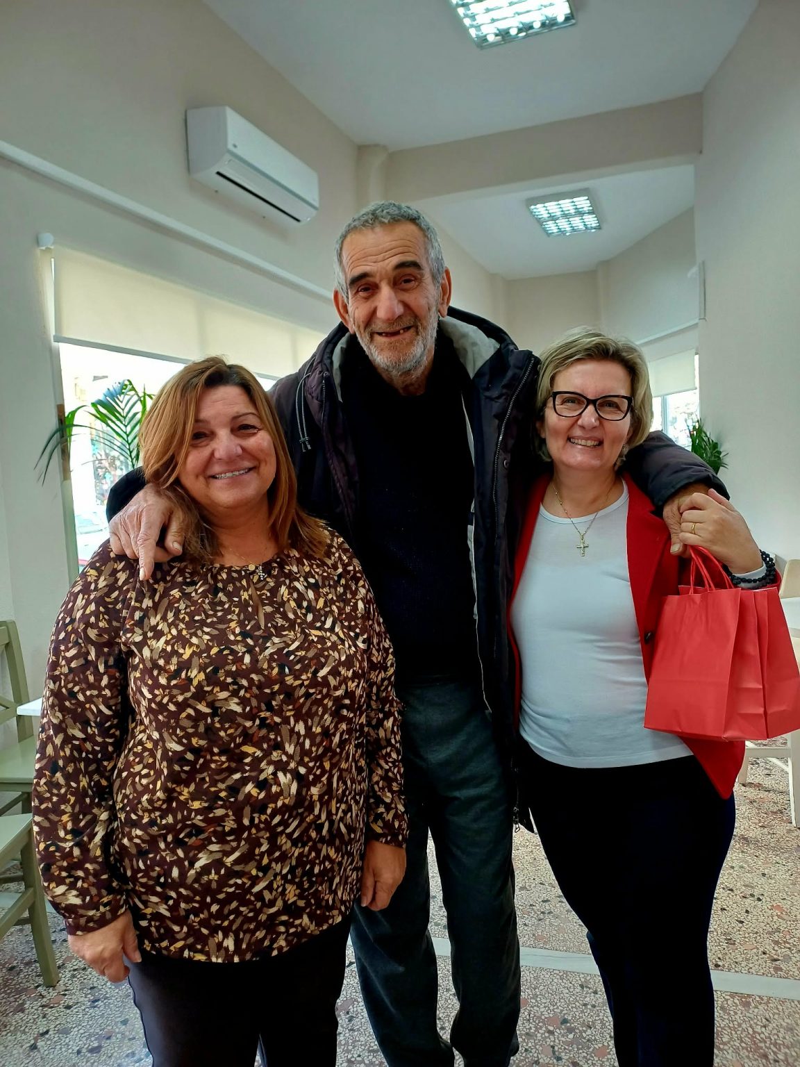 ΓΙΟΡΤΙΝΕΣ ΕΥΧΕΣ ΚΑΙ ΔΩΡΑ ΣΤΑ ΜΕΛΗ ΤΟΥ ΚΑΠΗ ΤΟΥ ΔΗΜΟΥ ΚΙΛΚΙΣ – Δήμος Κιλκίς